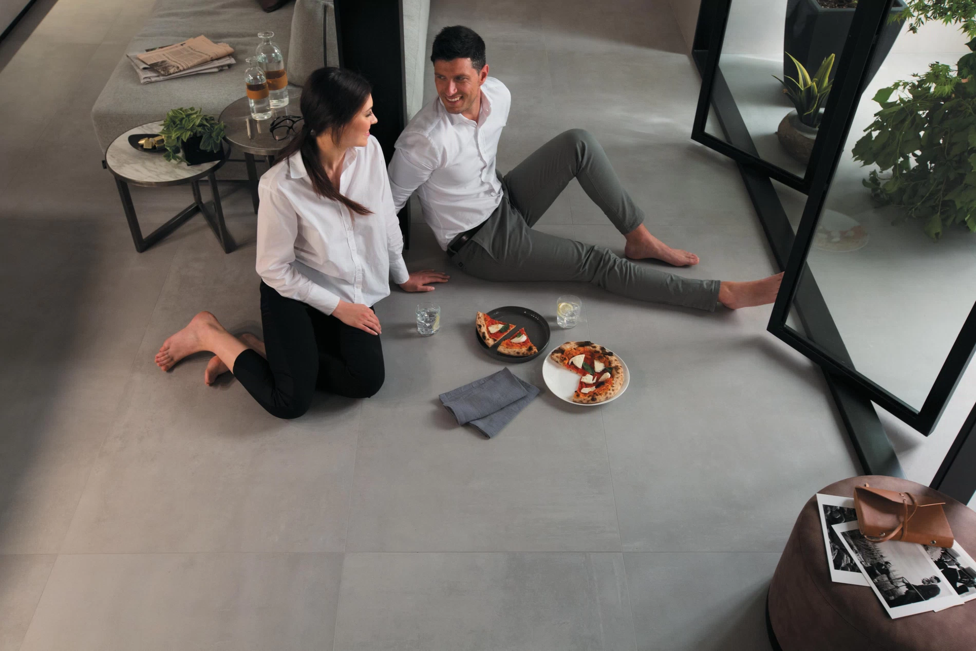 Cleaning Porcelain Tiles: a hygienically safe material